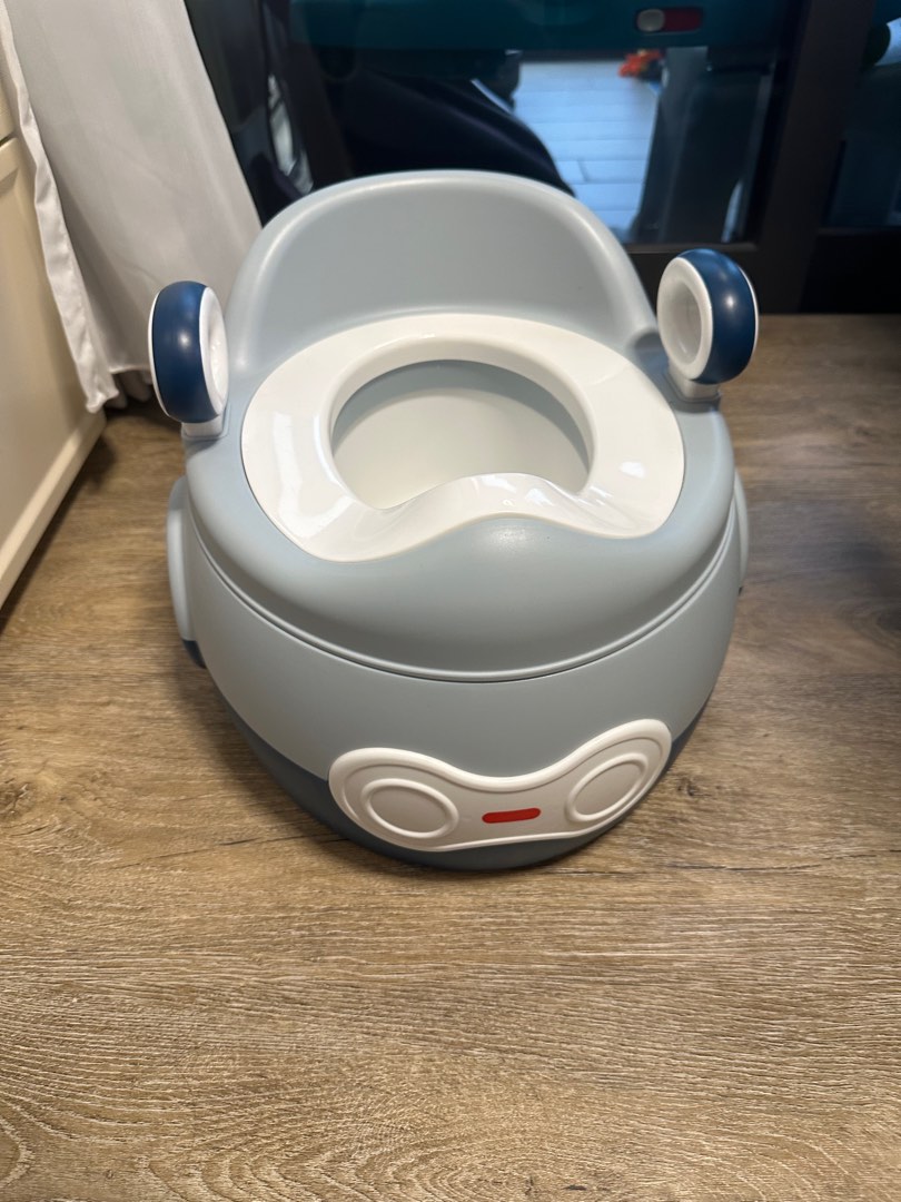 Baby Potty, Babies & Kids, Bathing & Changing, Toilet Training on Carousell