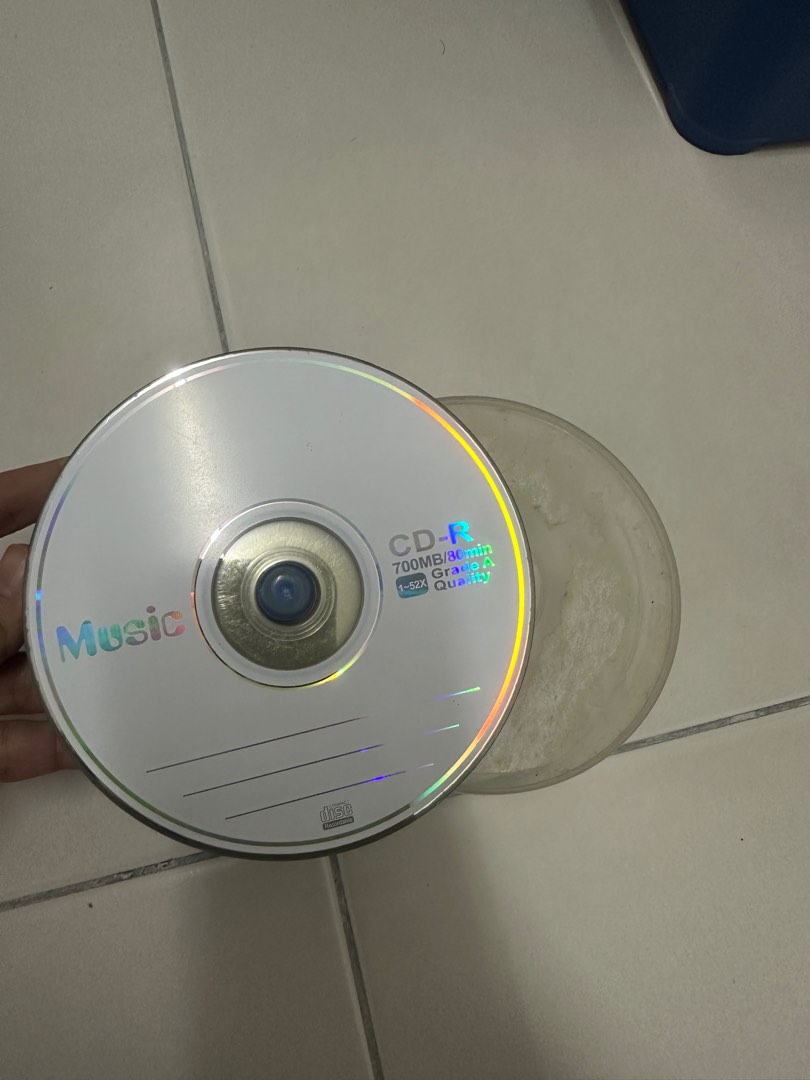 Cd-R 700MB, Hobbies & Toys, Music & Media, CDs & DVDs on Carousell
