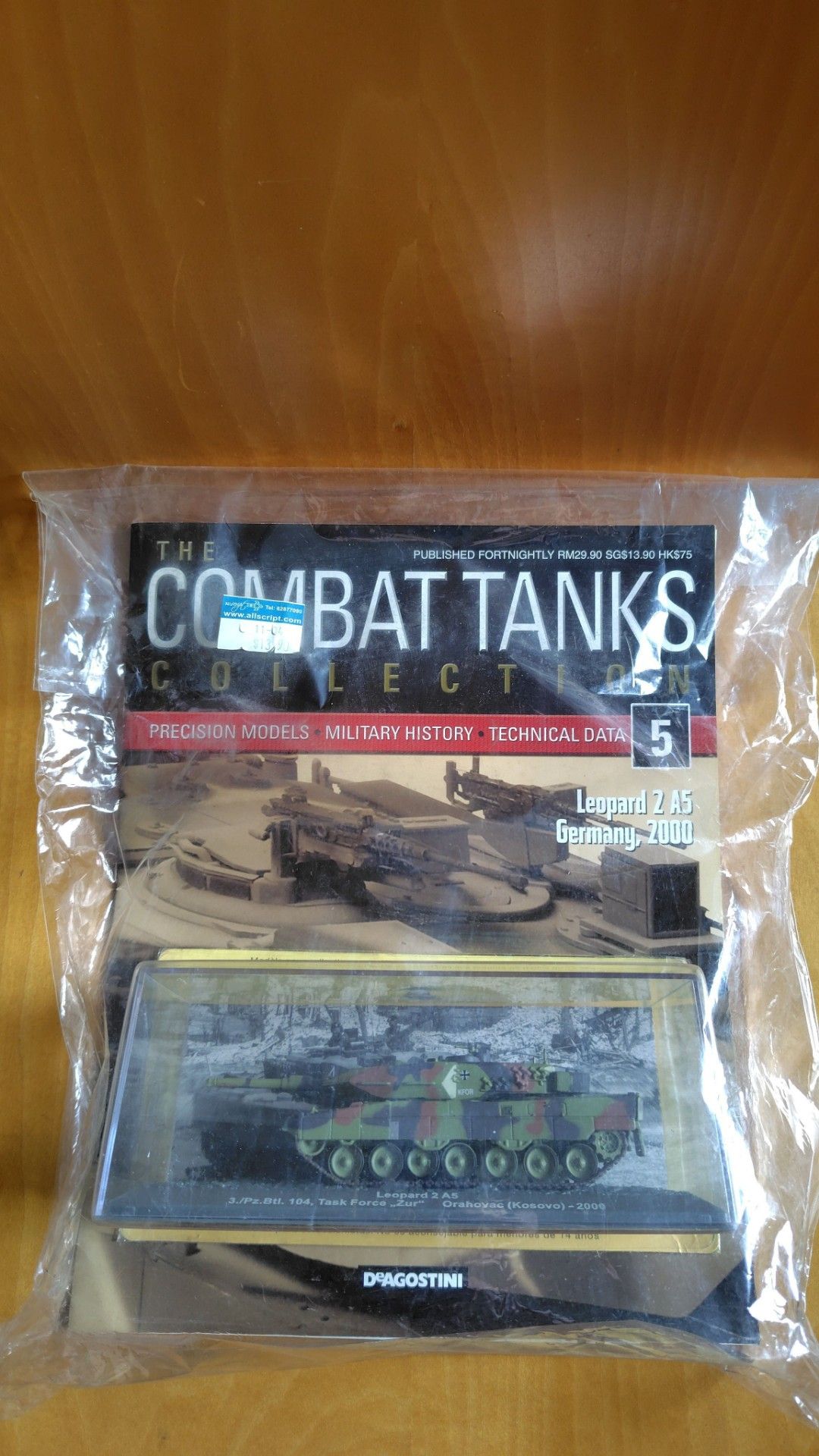 DeAgostini 1/72scale Diecast Metal Leopard 2A5. The Combat Tanks ...