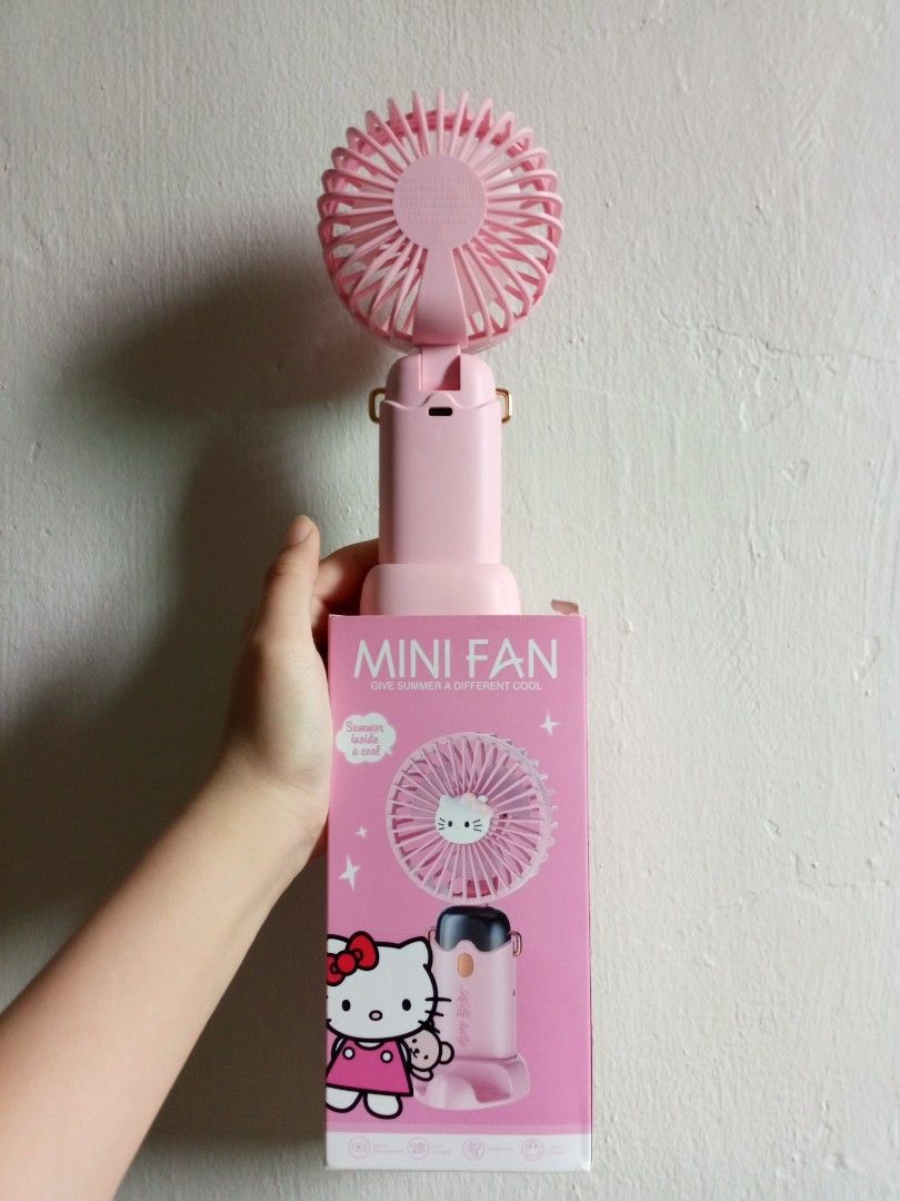 Hello Kitty Mini Fan Pink Foldable Head Adjustable Angle Desktop Decor ...