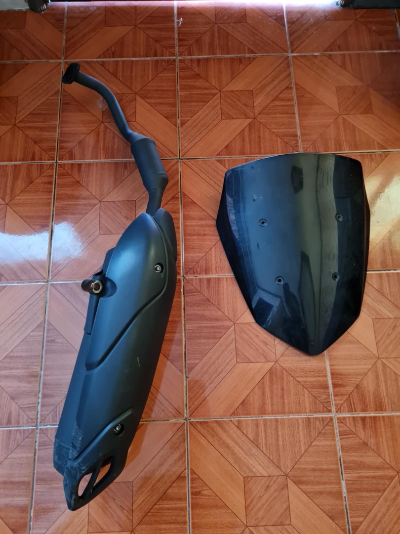 Nmax v2 stock pipe&visor, Motorbikes, Motorbike Parts & Accessories ...