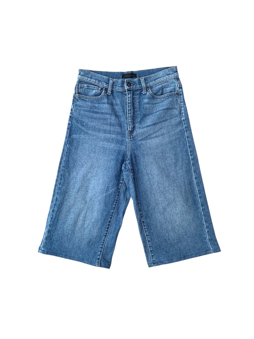 Uniqlo Baggy Wide Jorts, Men's Fashion, Bottoms, Shorts on Carousell
