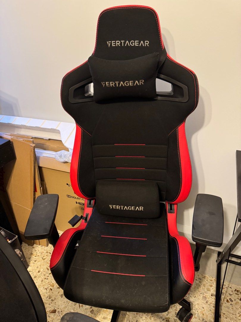 VERTAGEAR GAMING CHAIR, Furniture & Home Living, Furniture, Chairs on ...