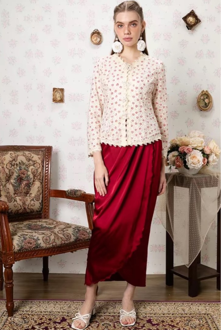 WTS LUBNA RATNA SEQUIN RAYA 2025, Women's Fashion, Muslimah Fashion ...