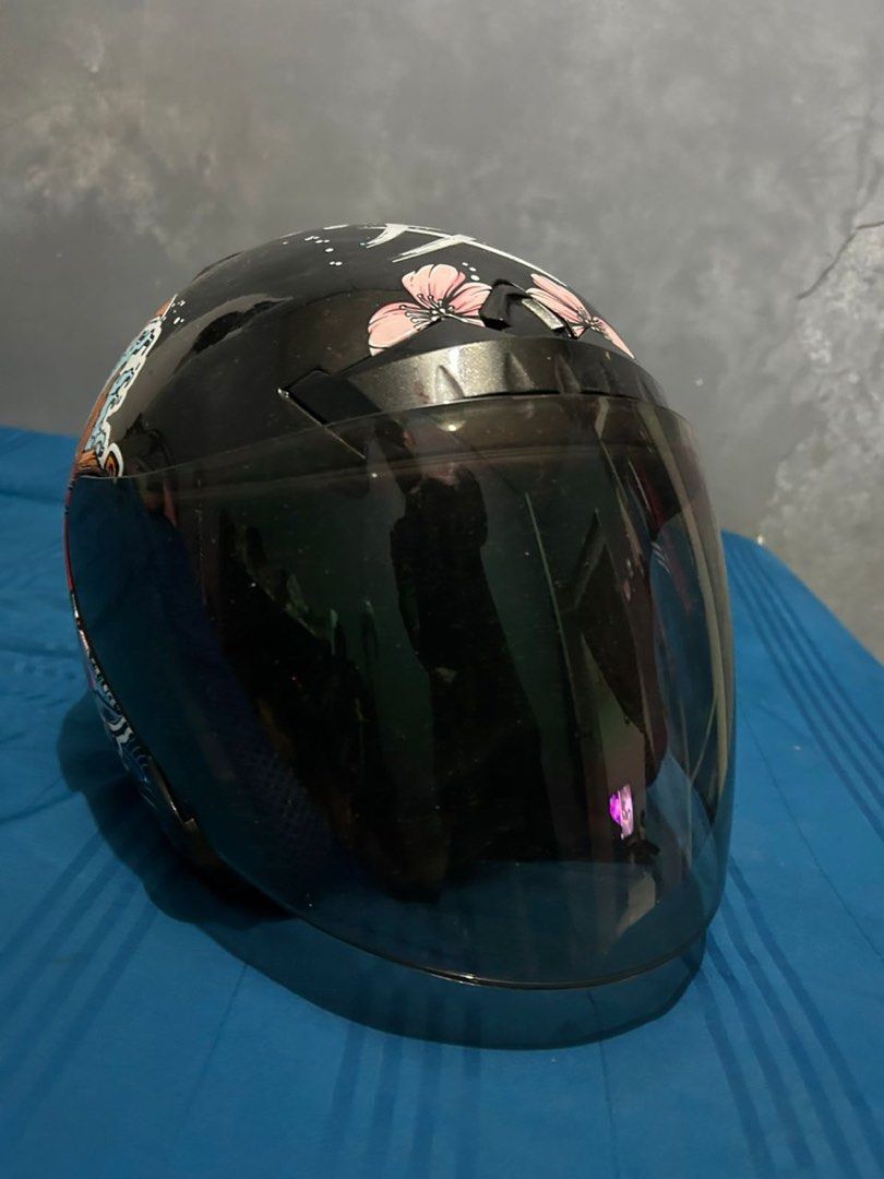 zeus helmet, Motorbikes on Carousell