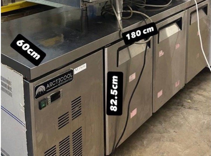 3 Door Table Chiller 180 x 60 x 82.5cm, Furniture & Home Living ...