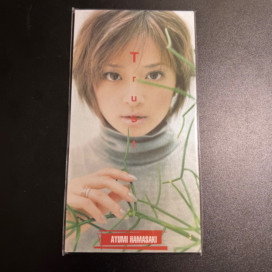 濱崎步 Trust 單曲 3吋 8cm CD 浜崎あゆみ Ayumi Hamasaki 碟微刮 播放正常, 書籍、休閒與玩具, 樂器、音樂相關, CD、DVD在旋轉拍賣