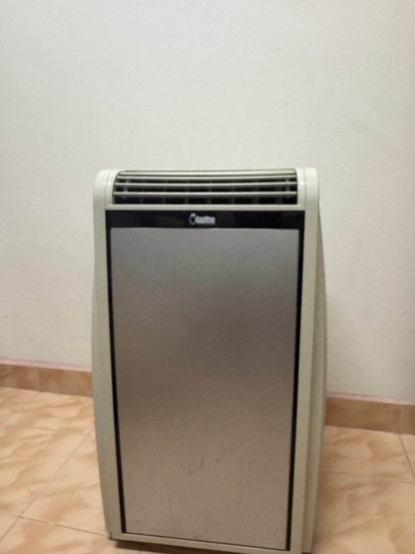aircond portable 2hp, TV & Home Appliances, Air Conditioners & Heating ...
