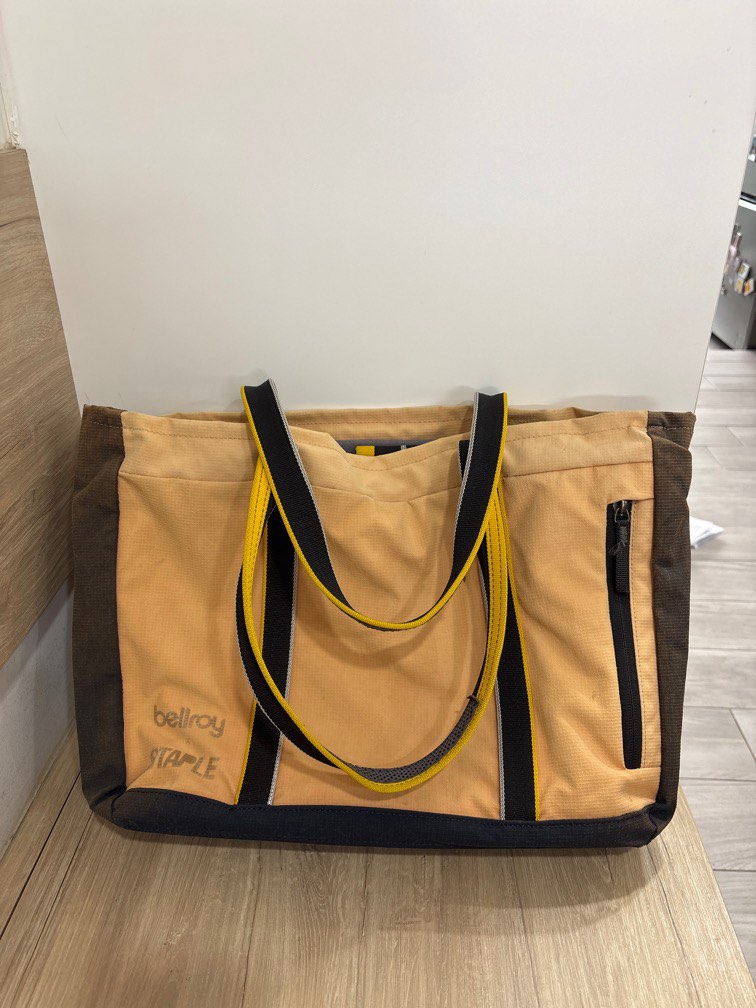 Bellroy staple tote bag, Women's Fashion, Bags & Wallets, Tote Bags on ...