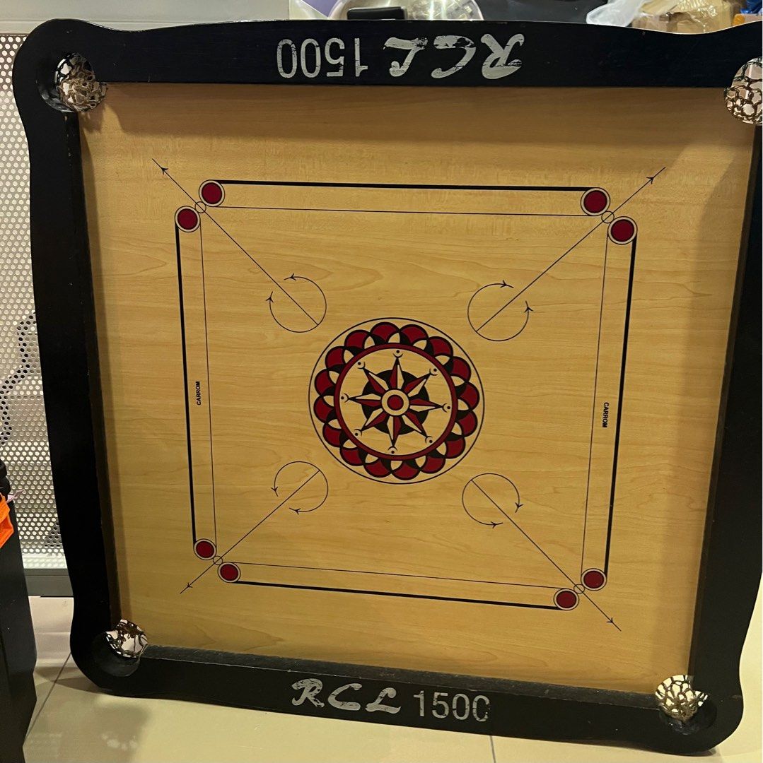 Carrom Board Papan Carom, Hobbies & Toys, Toys & Games on Carousell