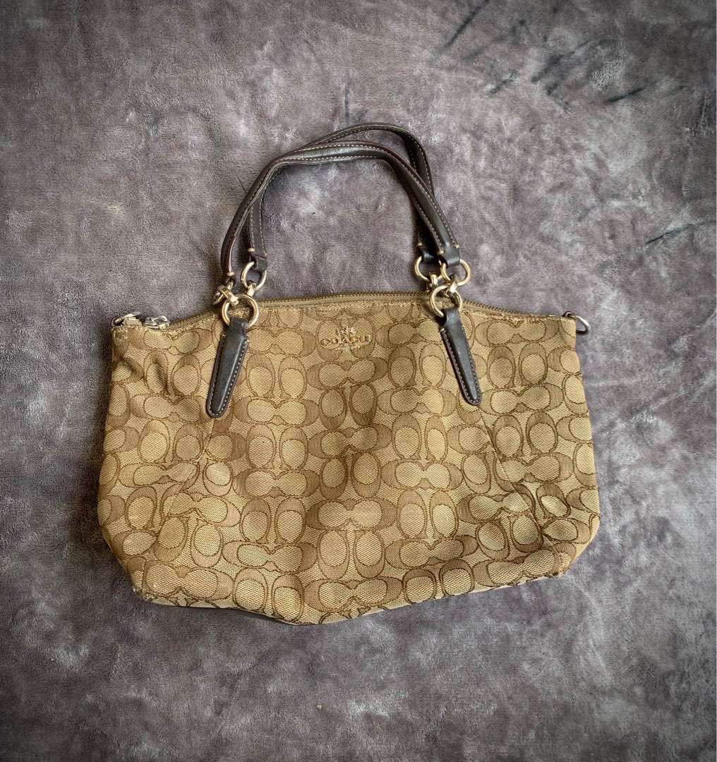 Coach Monogram Shoulder Bag, Luxury, Bags & Wallets on Carousell