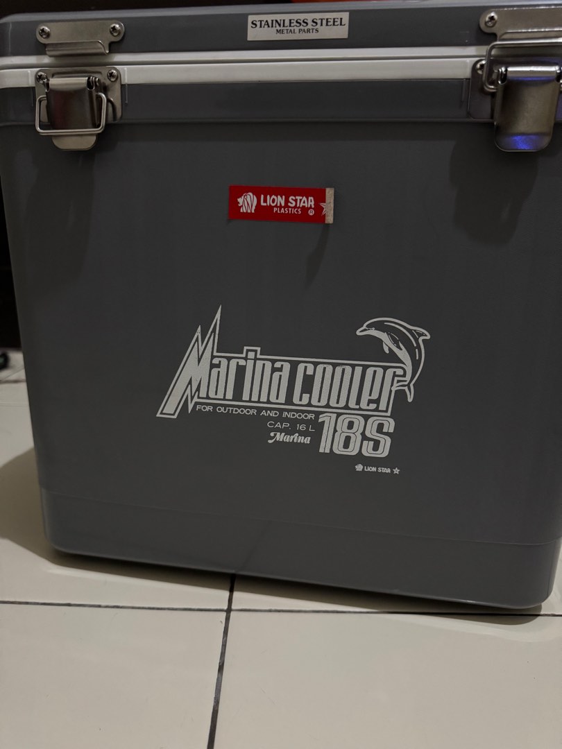 Cooler Box Lion Star UK 18s, Kitchen & Appliances di Carousell