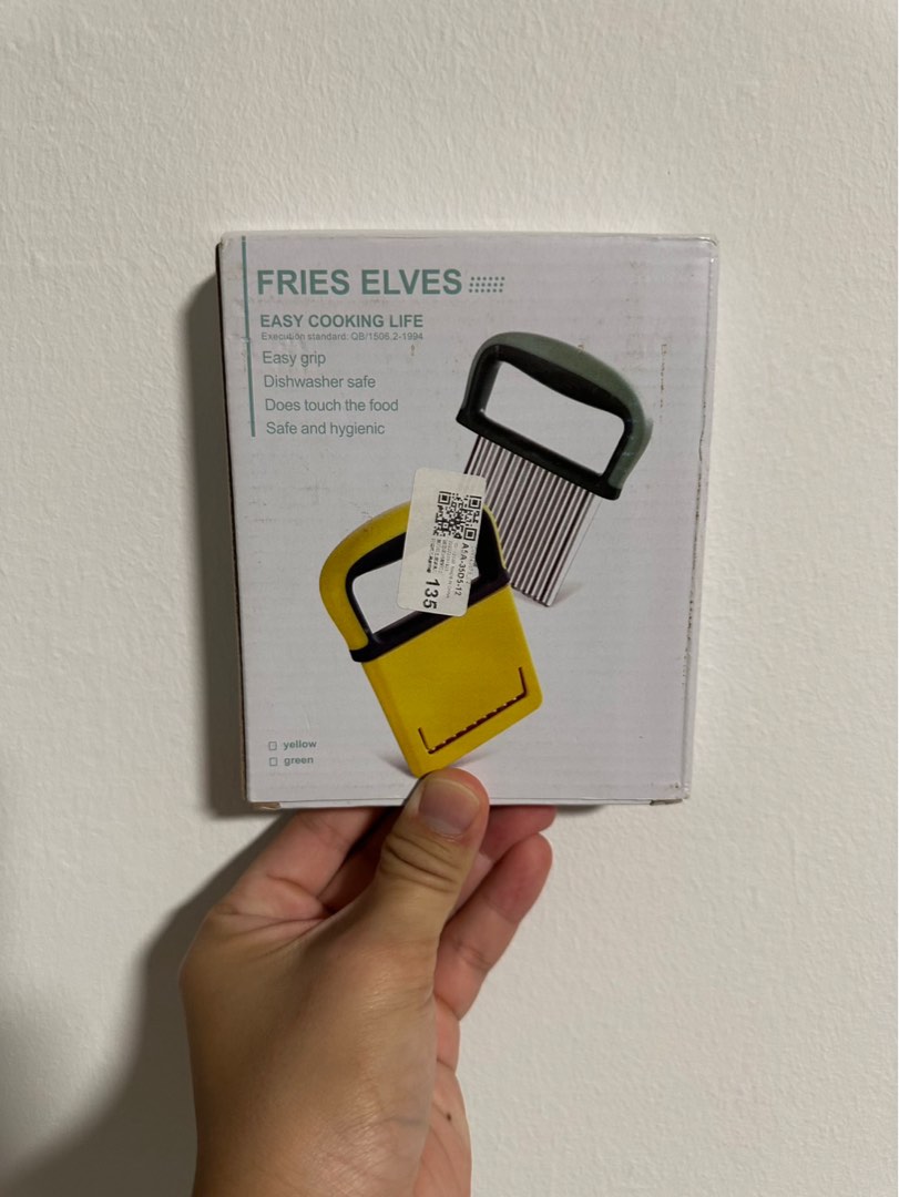 Crinkle cutter (great for BLW), Furniture & Home Living, Kitchenware ...