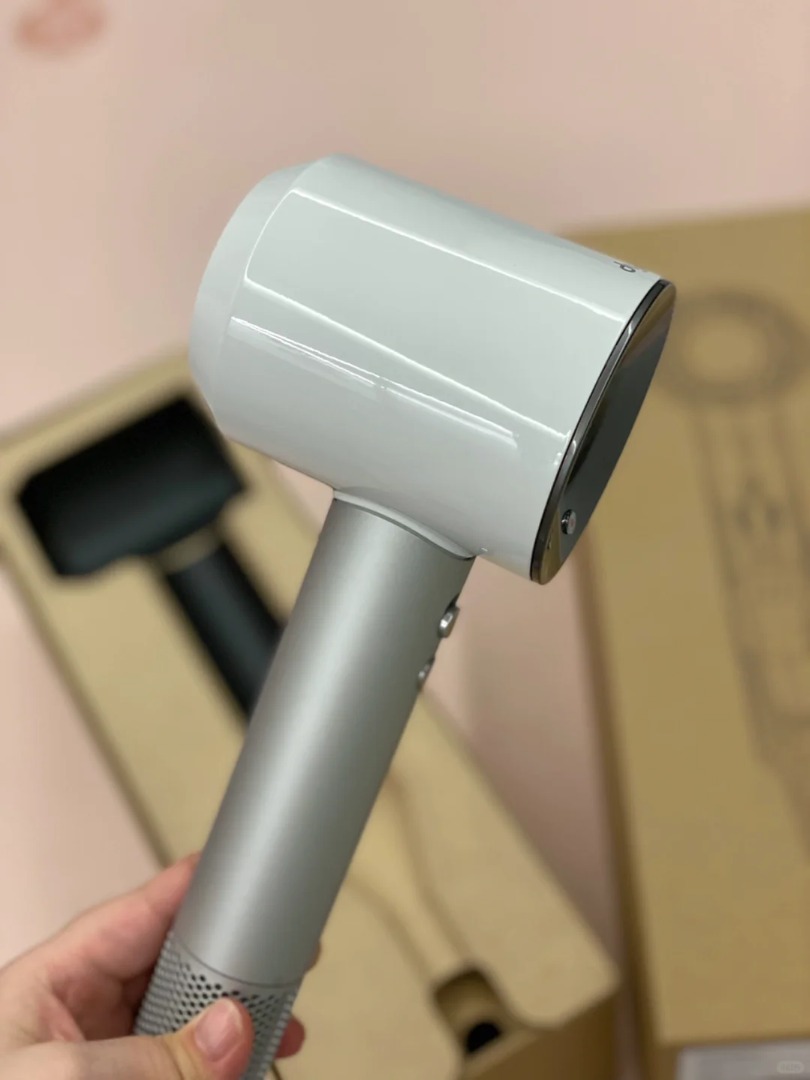 Dyson white hair dryer, Beauty & Personal Care, Hair Products on Carousell