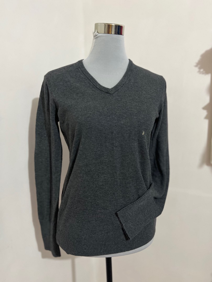 UNISEX Grey Sweater FREE - GEN TRIAS CAVITE, Women's Fashion, Coats ...