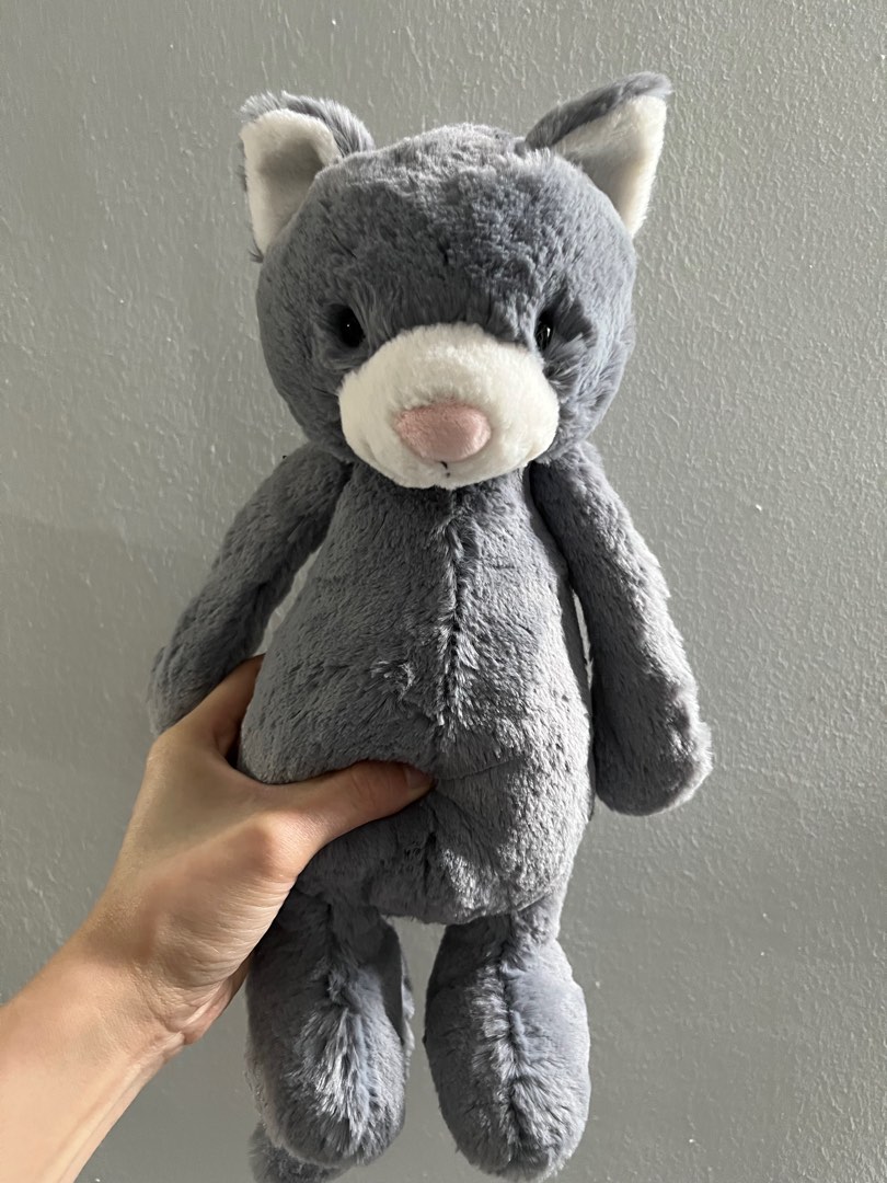 Jellycat Bashful Kitten, Hobbies & Toys, Toys & Games on Carousell