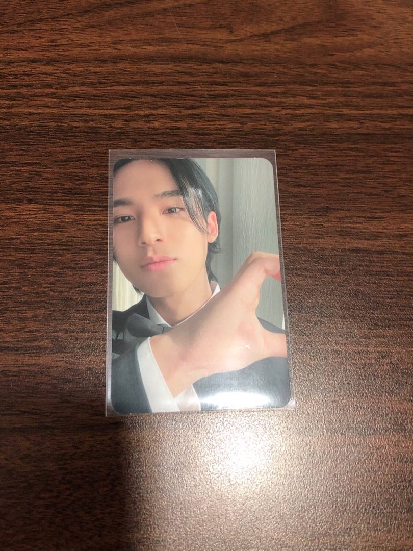 mingyu fml pc ( carat ver), Hobbies & Toys, Memorabilia & Collectibles ...