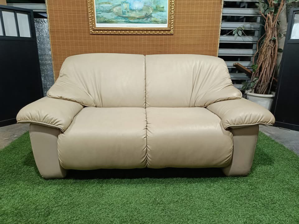 Modern 2-Seater bulky Leather Sofa, Furniture & Home Living, Furniture ...