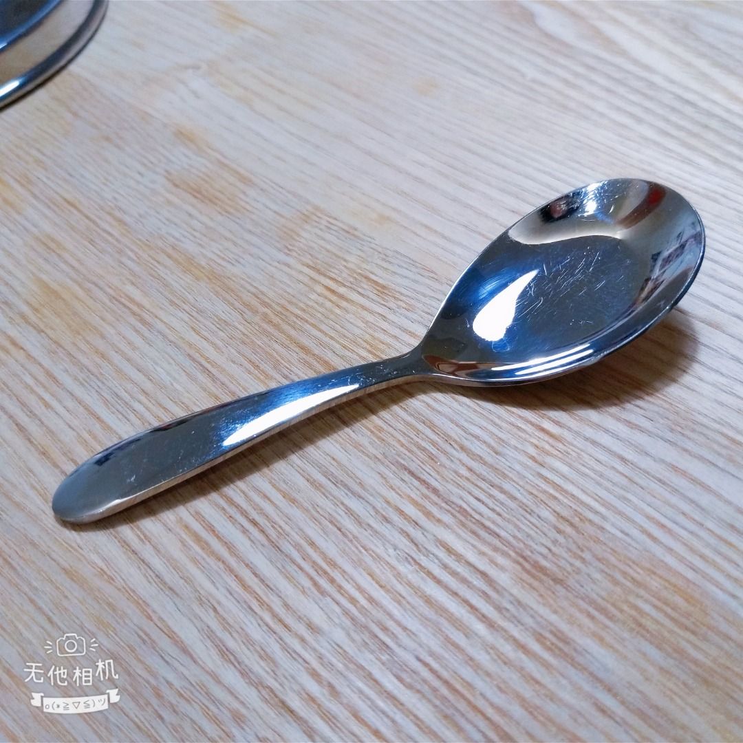 PERFECT 理想牌 國小幼童不銹鋼便當盒+湯匙組 金緻 316 隔熱圓形便當盒 14cm 台灣製, 家具及居家用品, 廚具和餐具, 餐具和餐具在旋轉拍賣