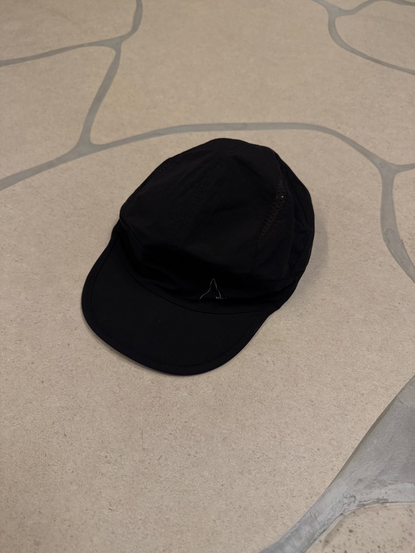 ROA Hiking Perforated Logo Cap, Men's Fashion, Watches & Accessories, Caps & Hats on Carousell