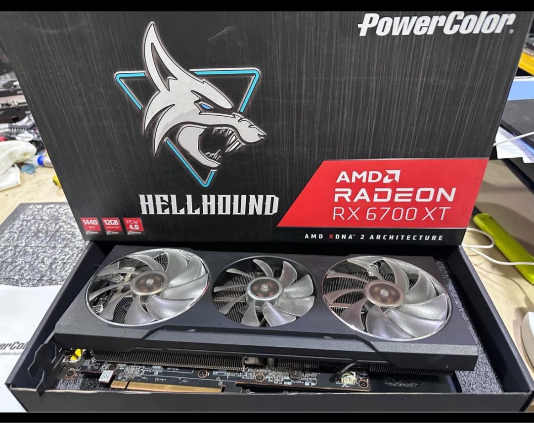 Rx6700xt hellhound Powercolor gpu, Computers & Tech, Parts ...