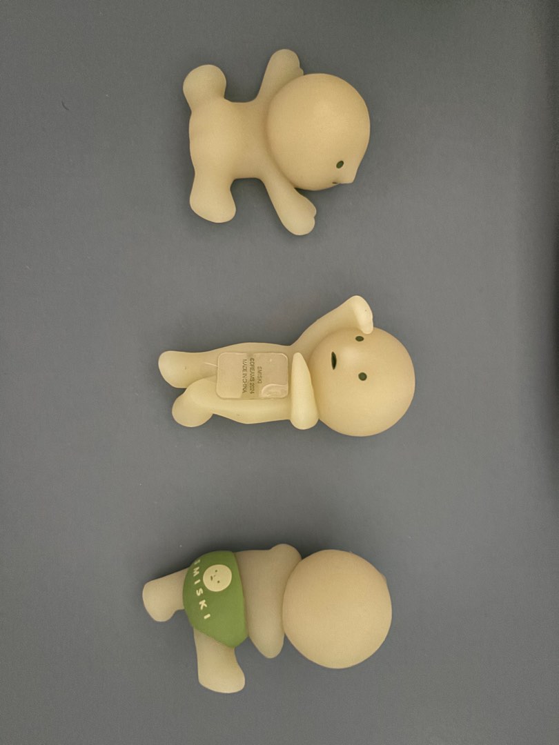 Smiski Hipper Underwear, Looking out and Sticking, Hobbies & Toys, Toys ...