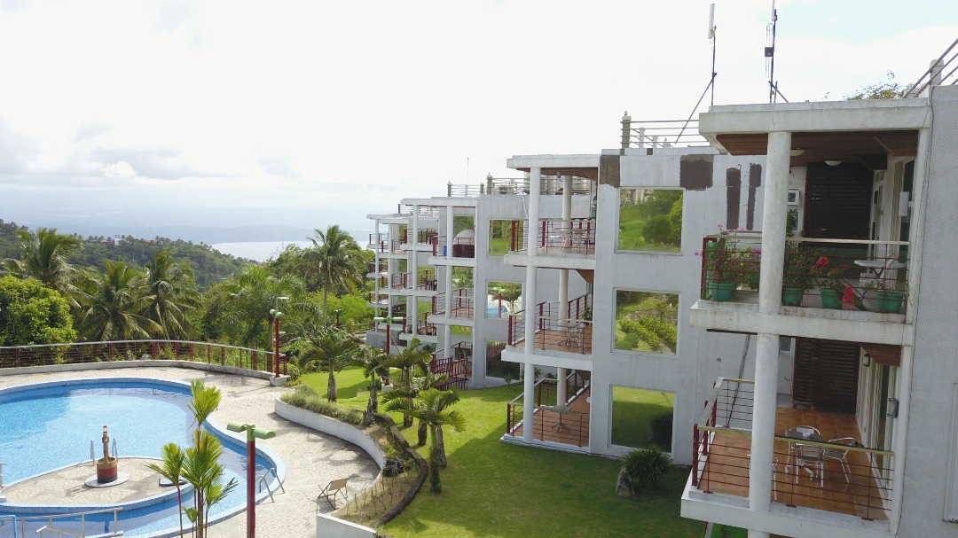 Tagaytay City 3 bedroom overlooking Taal Condominium Unit 144 sqm p8.5 ...