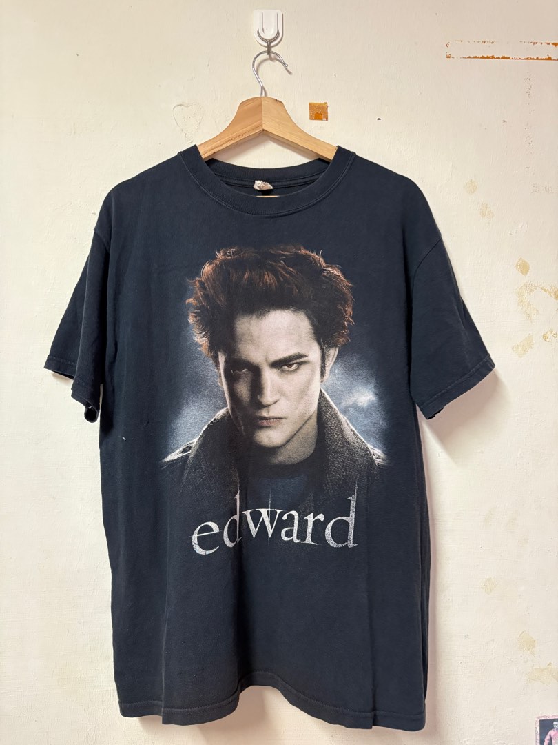 Vtg movie twilight saga, Men's Fashion, Tops & Sets, Tshirts & Polo ...