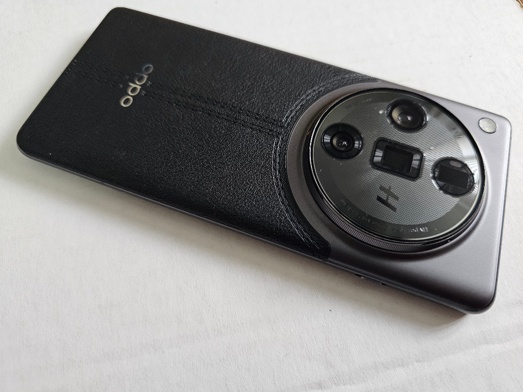 2024 年款: OPPO Find X7 Ultra (16GB + 1TB), 大陸版, Android 15 up, 哈蘇影像, 1吋LYT-900 sensor, 手提電話, 手機 ...