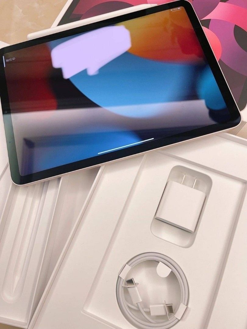 Apple iPad Air 5 64G 10.9吋 WiFi 無瑕疵 95成新 粉色2024/03購入 保固內 贈保護殼、玻璃貼, 哩哩扣扣, 其他在旋轉拍賣