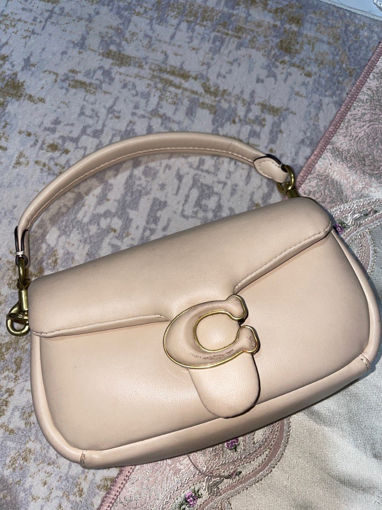 Coach pillow tabby mini, Fesyen Wanita, Tas & Dompet di Carousell