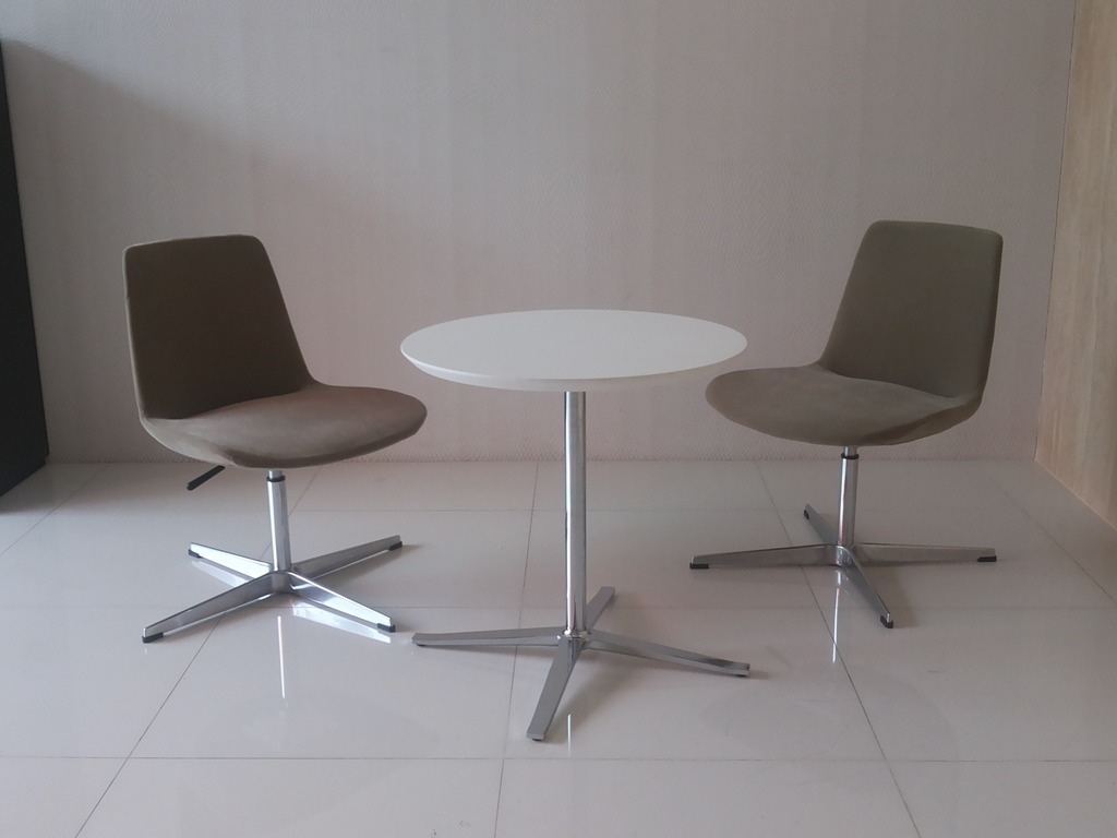 DINING TABLE / PANTRY TABLE / ROUND TABLE, Furniture & Home Living ...