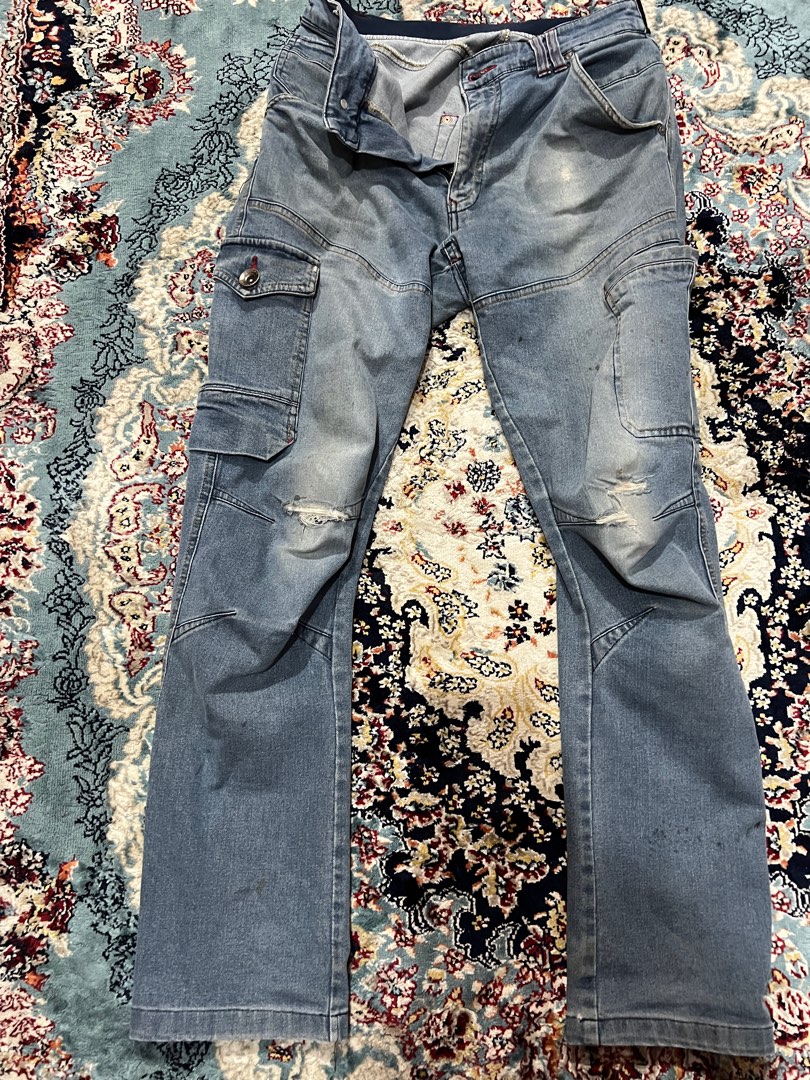 Fieldcore cargo jeans, Men's Fashion, Bottoms, Jeans on Carousell