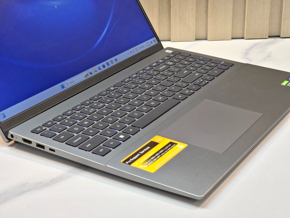 laptop Dell Vostro 16 5630 intel Core i7 1360P 13th Gen 16GB RAM 512GB ...