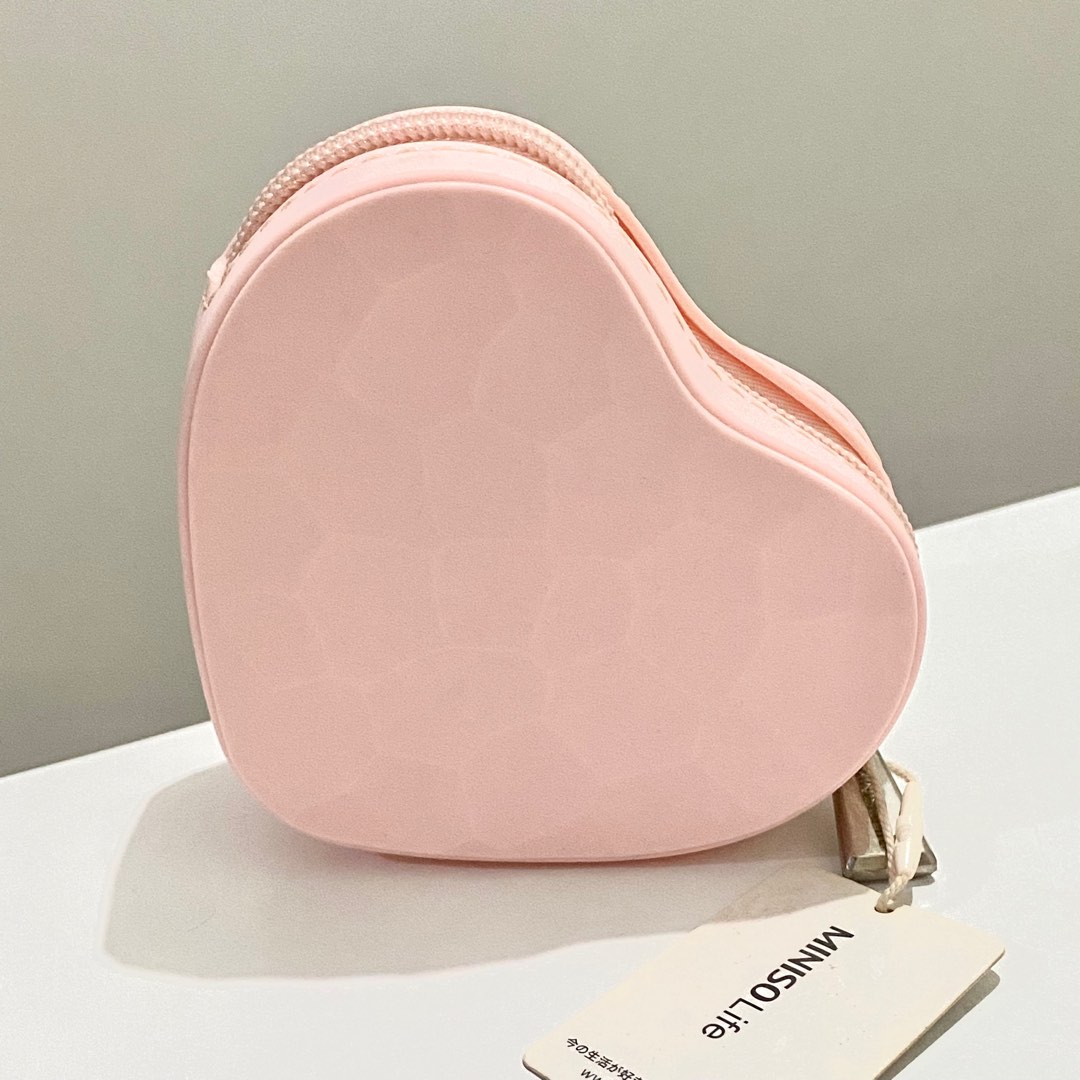 Miniso Silicone Heart Coin Purse, Fesyen Wanita, Tas & Dompet di Carousell