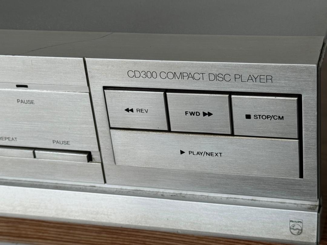 Philips CD300 CD player, Audio, Soundbars, Speakers & Amplifiers on ...