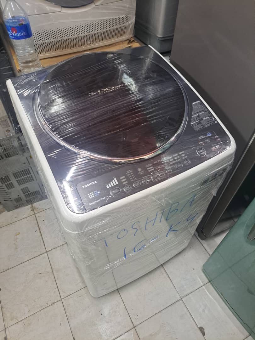 Toshiba 16kg full autocratic washing machine good condition one month ...
