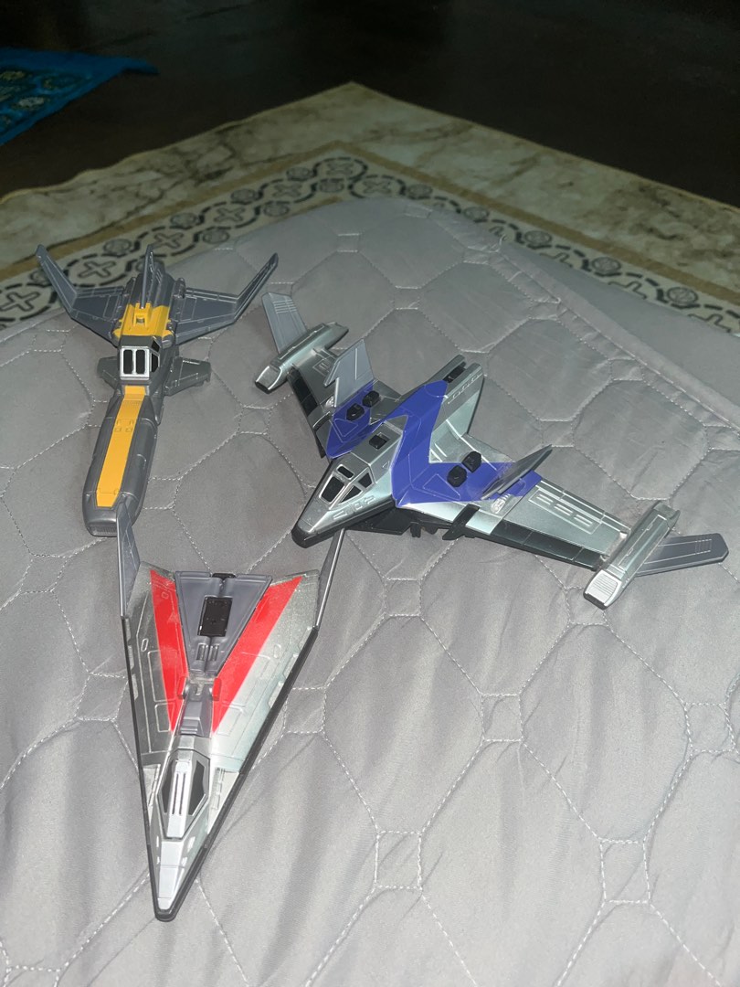Ultraman Dyna DX Guts Plane, Hobbies & Toys, Toys & Games on Carousell