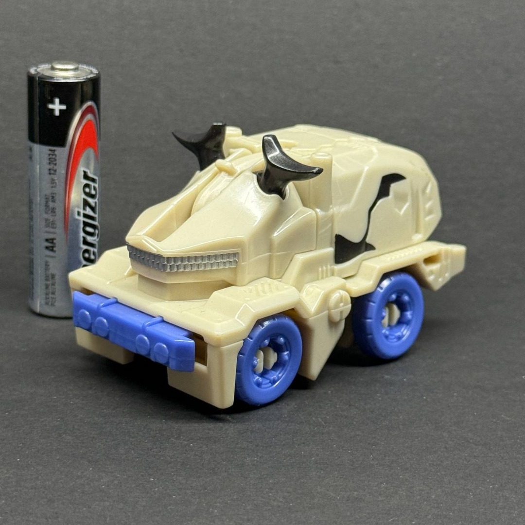 Bandai Ultraman Ultra Monster Series Attack Transformation Ultra ...