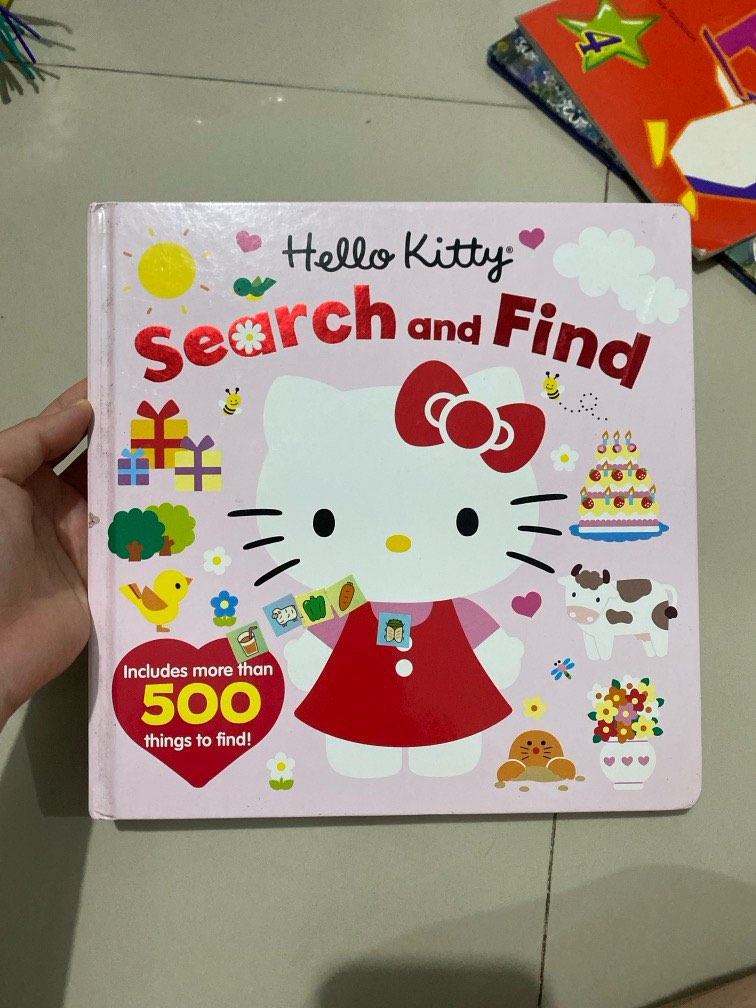 Buku anak Hello Kitty search and find, Bayi & Anak, Mainan & Baby Walker di Carousell