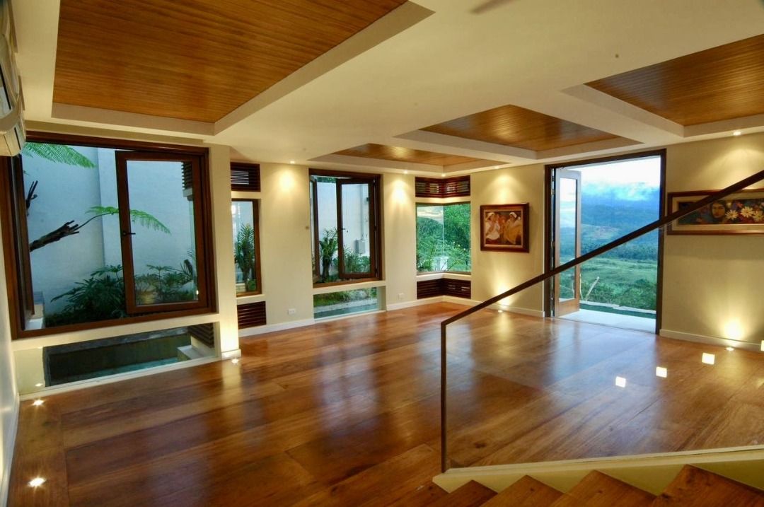 FOR SALE! Prime Corner Lot House with Breathtaking View of Mt. Makiling ...