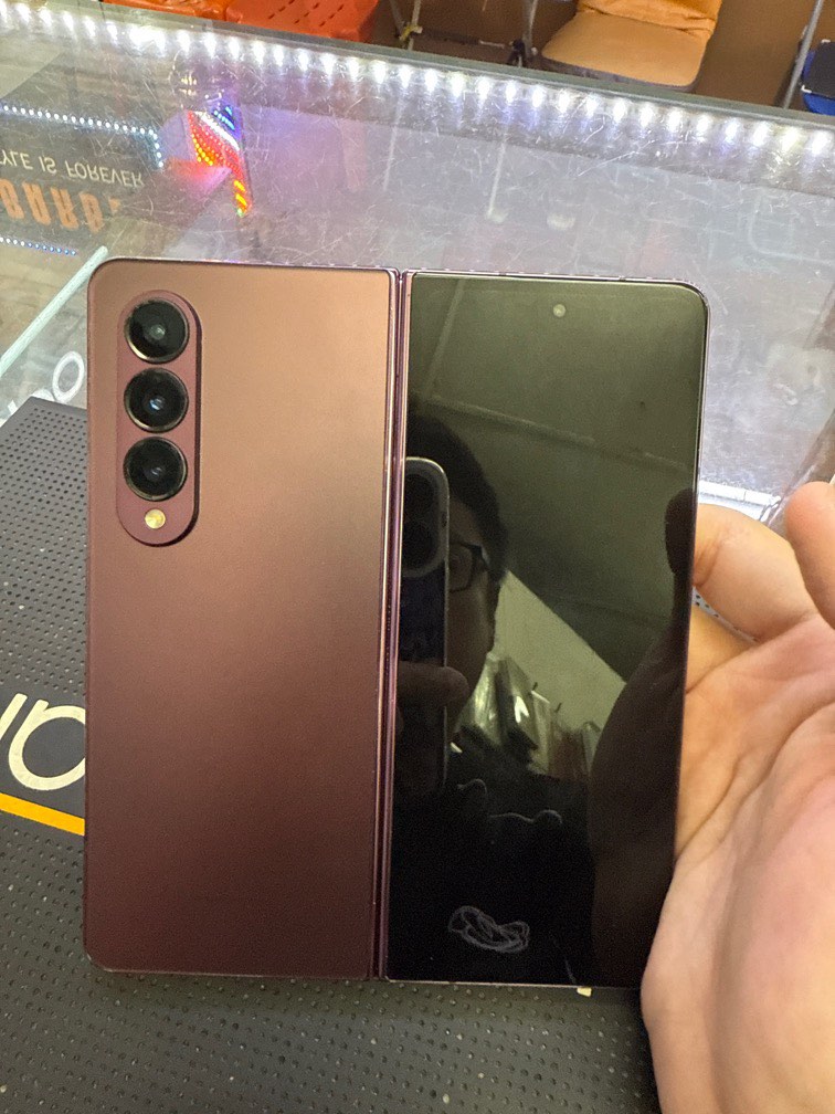 Galaxy Z Fold 4 Burgundy 512GB, Mobile Phones & Gadgets, Mobile Phones ...