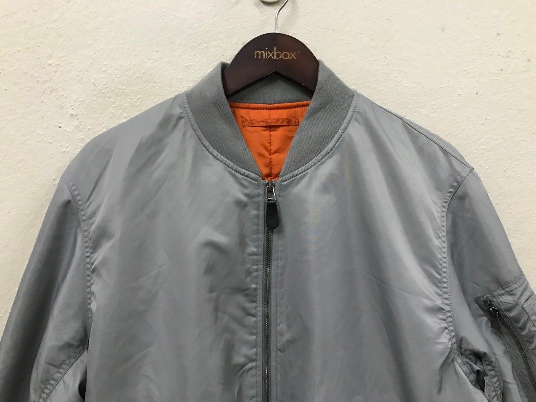 GU Bomber Jacket, Men's Fashion, Coats, Jackets and Outerwear on Carousell