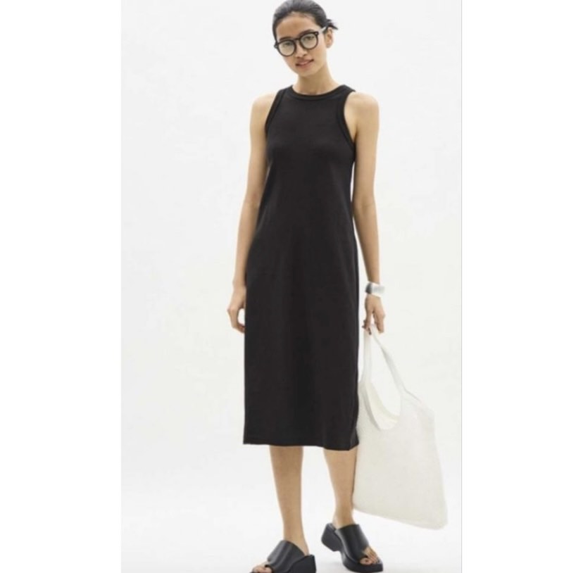 GU Ribbed Narrow Dress in Black, Women's Fashion, Dresses & Sets ...