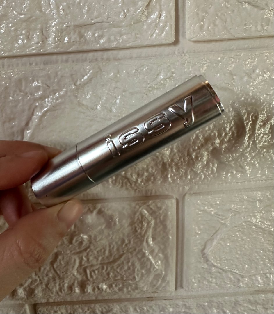 ISSY velvet lip bullet (CABARET), Beauty & Personal Care, Face, Makeup ...