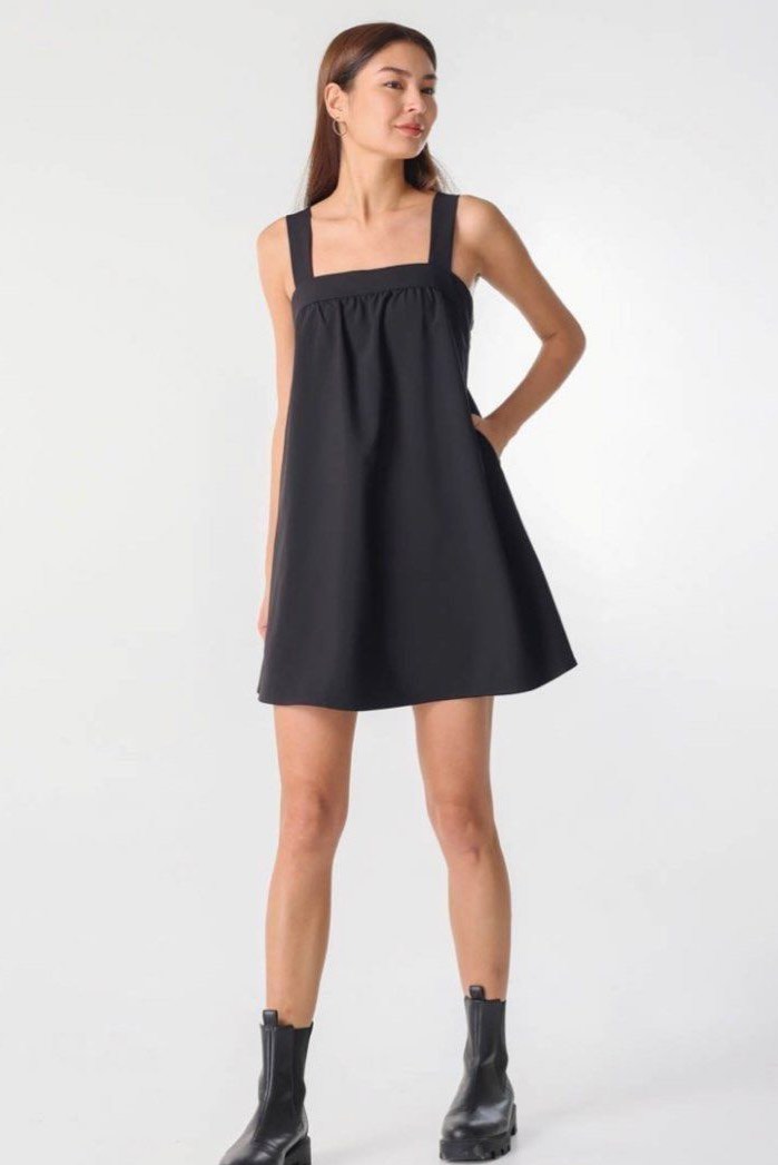 Lovet Rhea Cross Back Padded Dress, Women's Fashion, Dresses & Sets ...