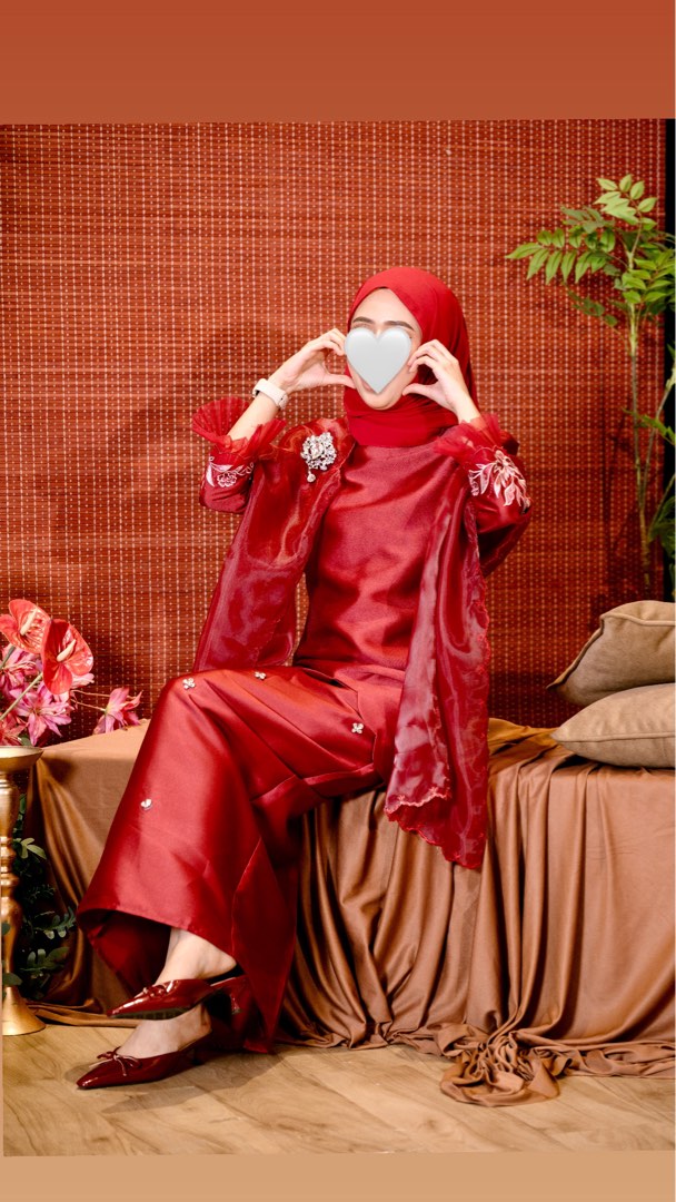 Organza shawl (selendang bahu), Women's Fashion, Muslimah Fashion ...