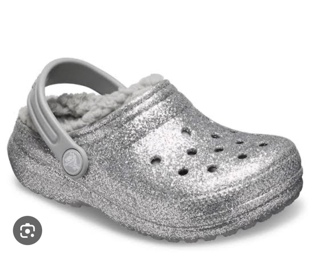 Orig Women Lined Crocs J6, Men's Fashion, Footwear, Slippers & Slides ...