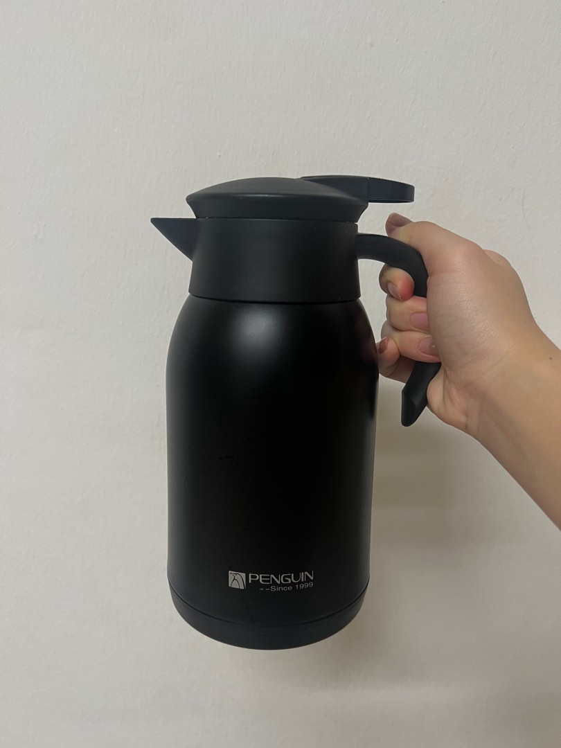 Penguin coffee pot/kettle 1000ml, Furniture & Home Living, Kitchenware ...