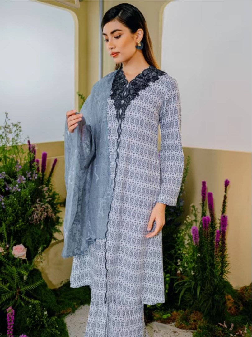 Rico Rinaldi Cahaya Modern Kebarung Summeraya 2025 in White, Women's ...